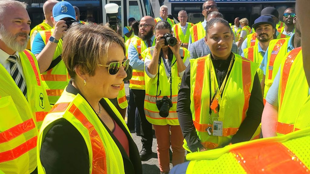 Maura Healey gives MBTA workers a raise, part of new contract - Axios ...