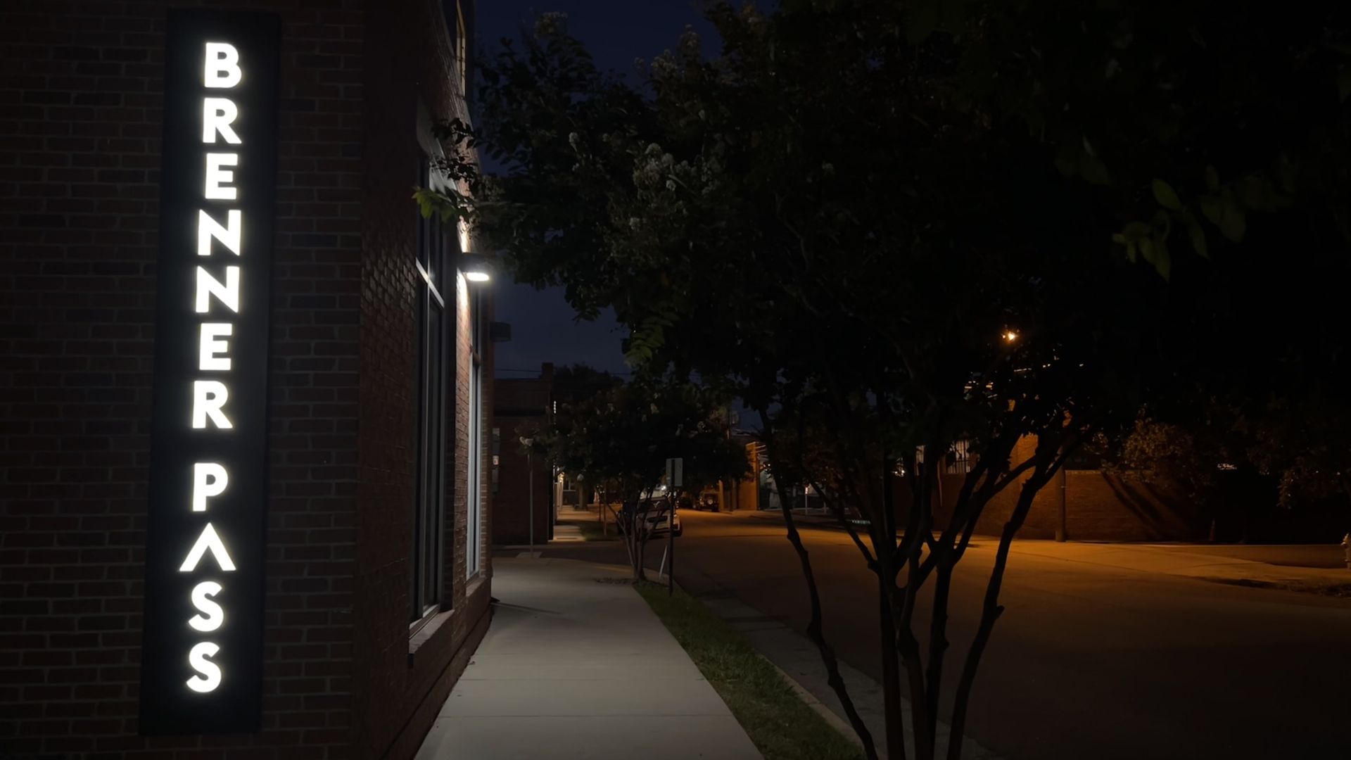 Bar Buoy to replace Brenner Pass with crab cakes and crushes - Axios ...