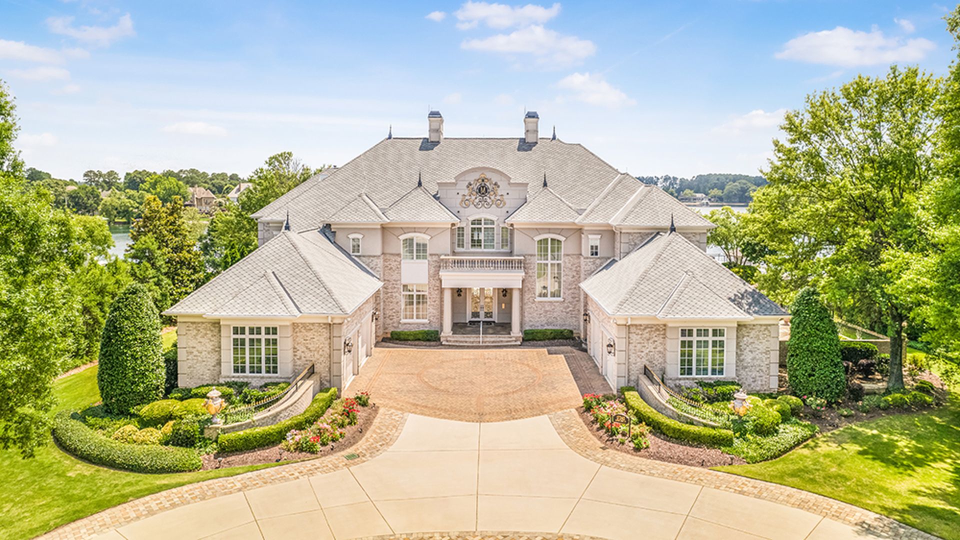NASCAR driver buys $6.75M Lake Norman mansion from “Talladega Nights ...