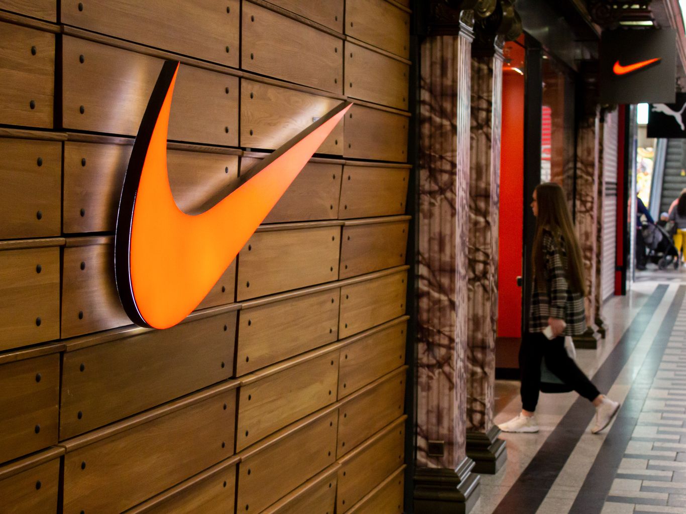 Dubai October 2018 Nike Store Dubai Mall Nike One World's, 60% OFF