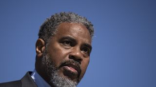 Eugene Scott - Axios
