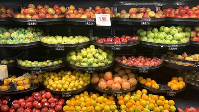 Peek inside Indy Fresh Market, new east side grocery - Axios Indianapolis