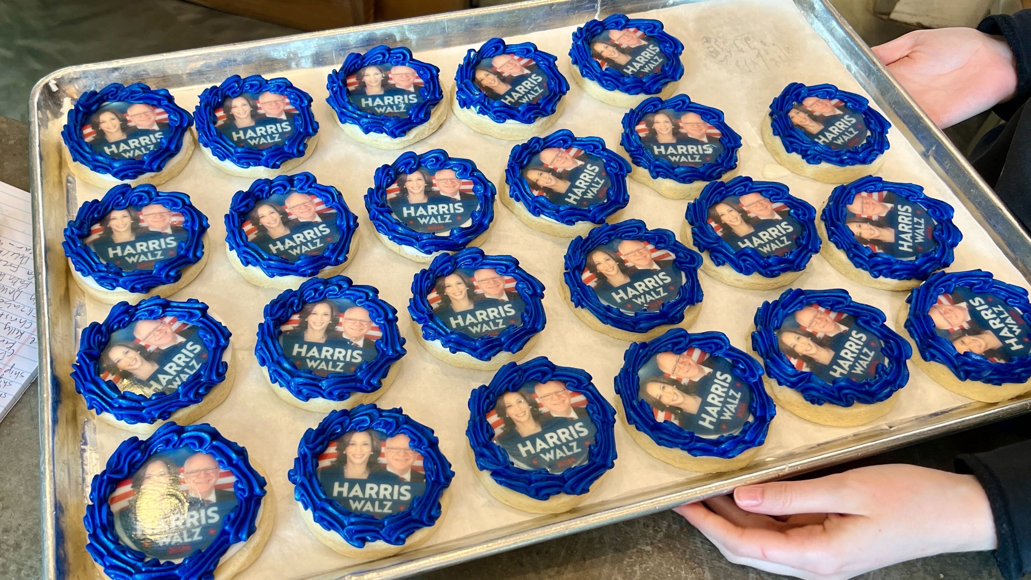 Texas baker makes Harris-Walz cookies in deep red county - Axios Dallas