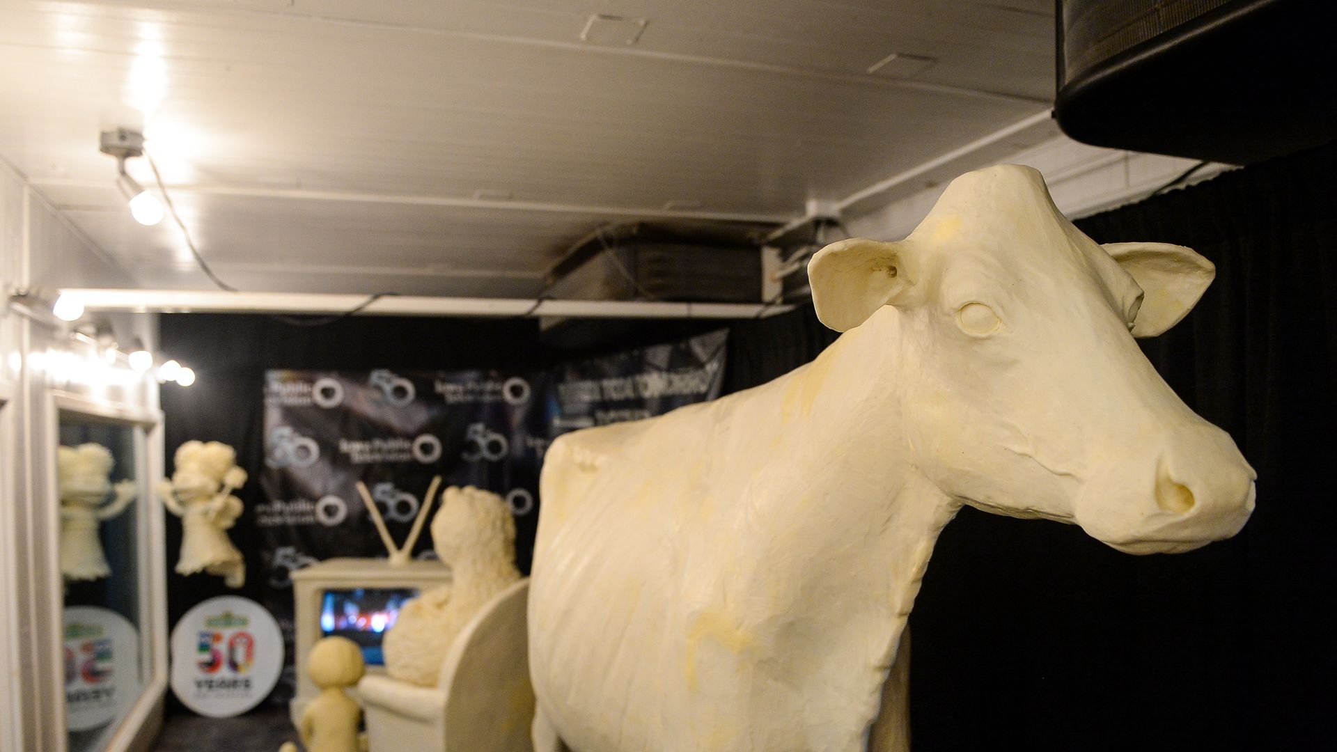 What happens to the butter from the Iowa State Fair butter cow? - Axios ...