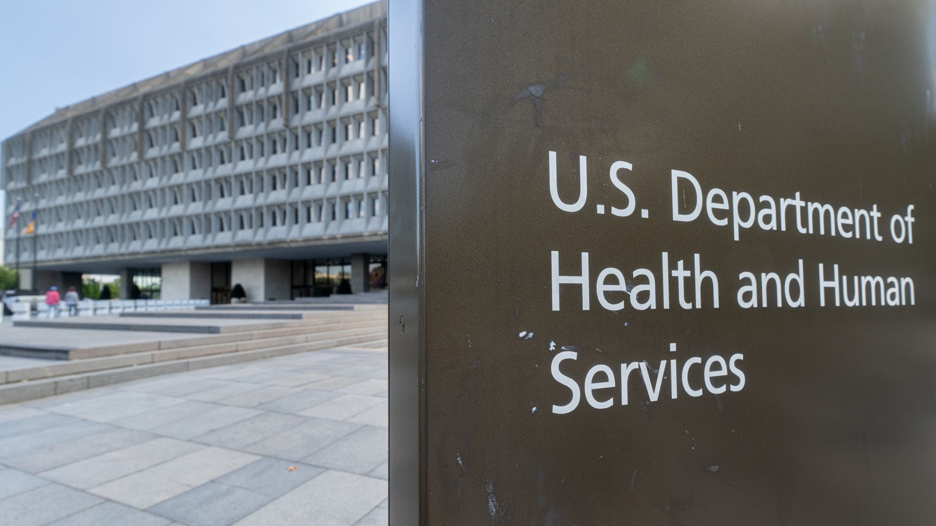 Trump admin orders federal health agencies to halt communications