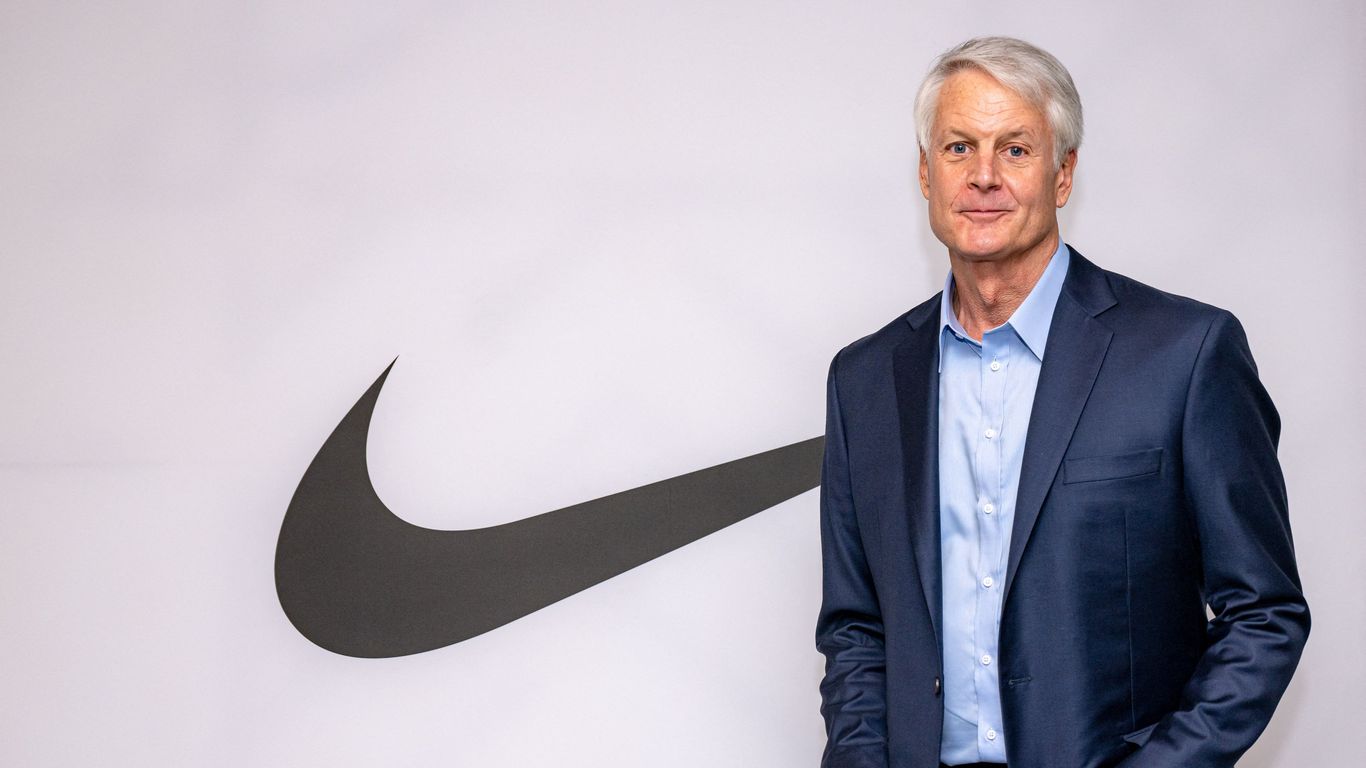 Nike to replace Donahoe with Hill as CEO amid flagging sales