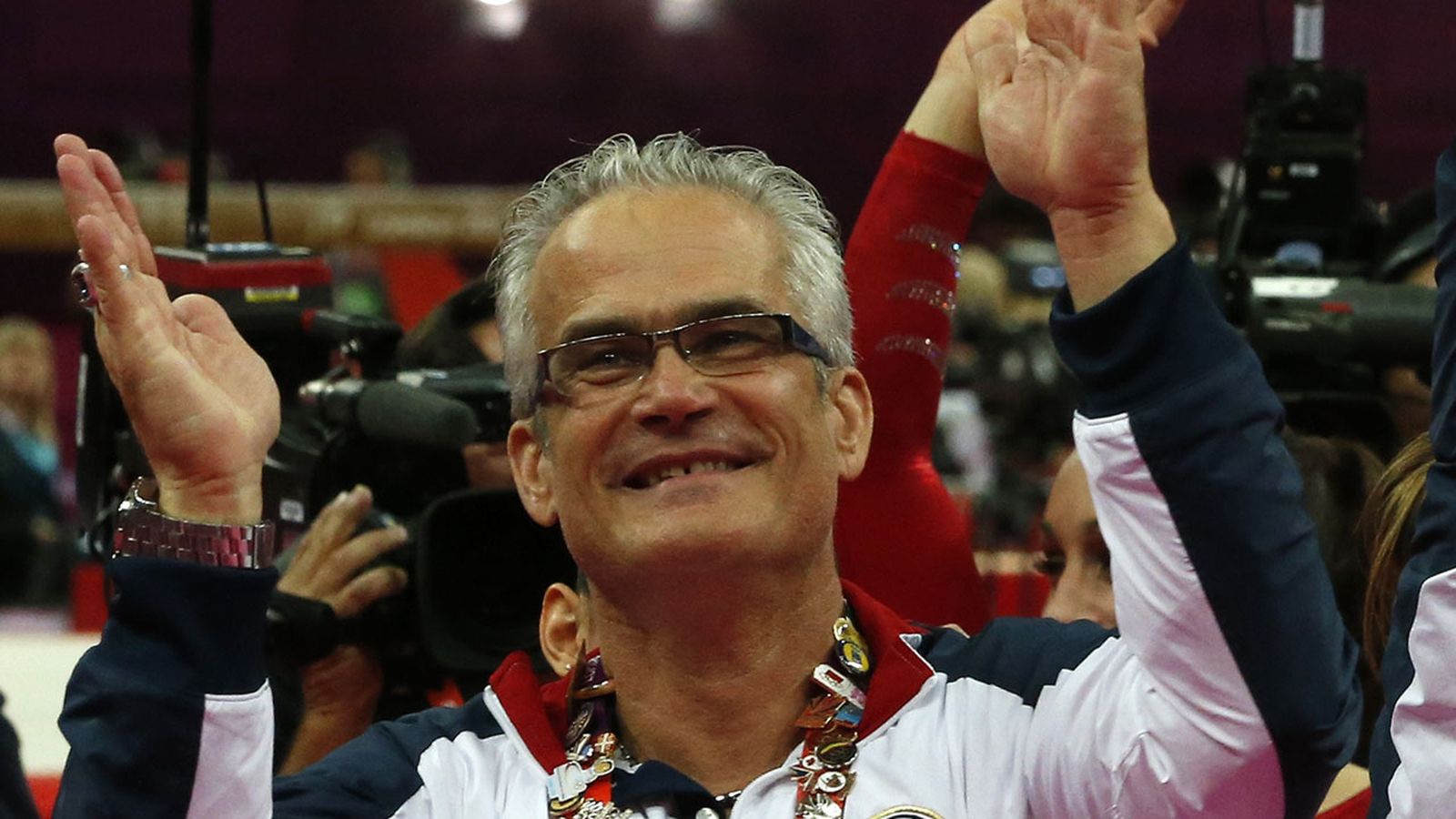 Ex-USA Gymnastics coach John Geddert dies by suicide after facing ...
