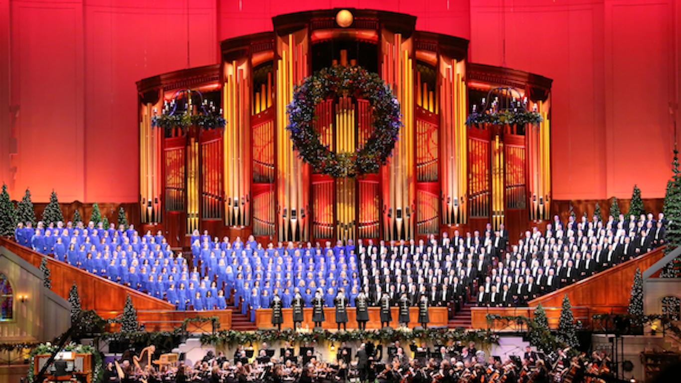 See the Tabernacle Choir's Christmas program live without a concert ticket - Axios Salt Lake City