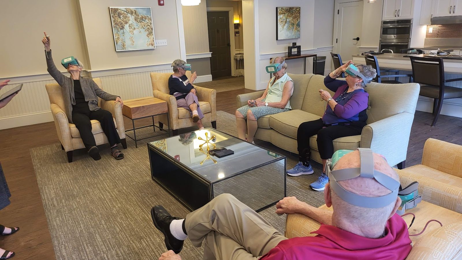 Massachusetts seniors are expanding their horizons with VR vacations - Axios Boston