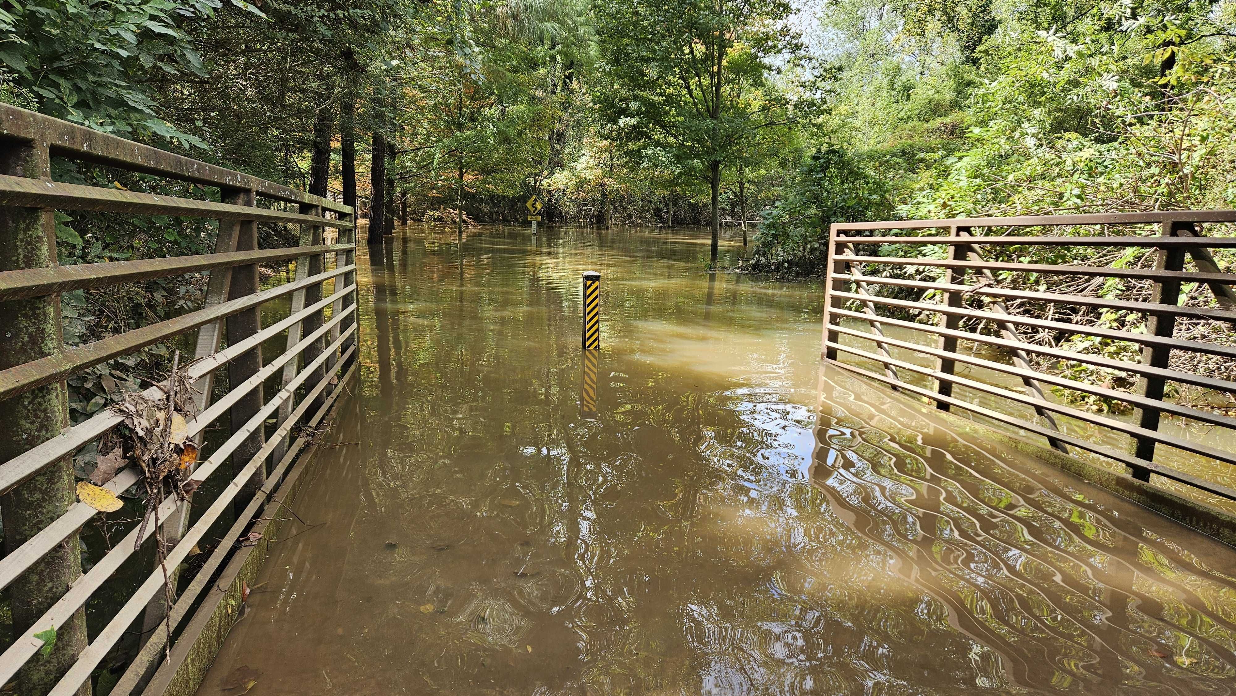 In photos: Tropical Storm Helene and its aftermath in Atlanta - Axios ...