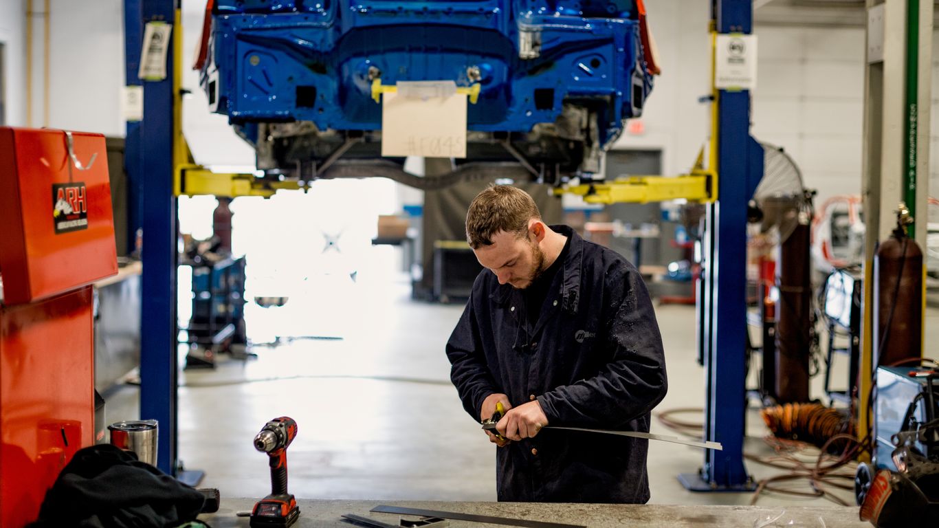 GM to lay off 1,300 Michigan workers at two plants