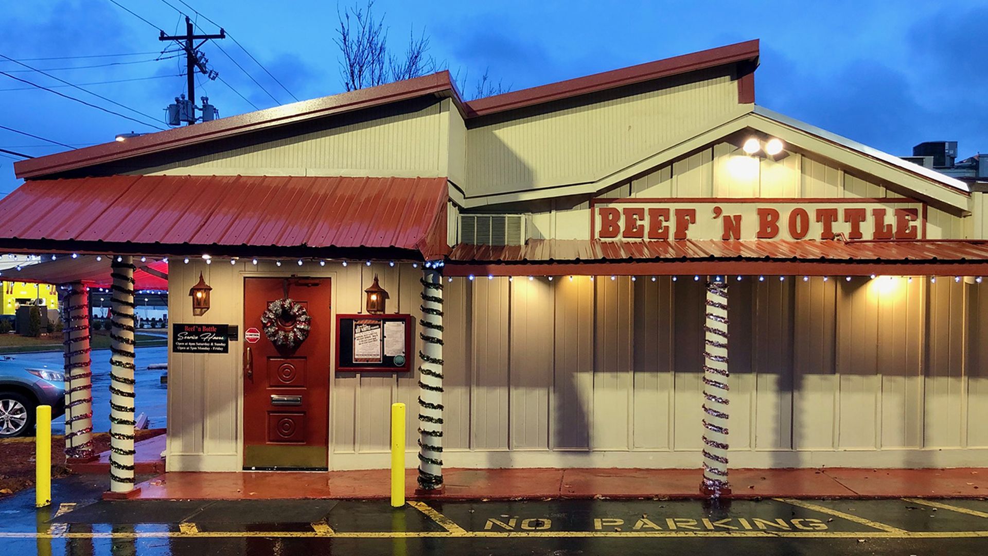 Beef ‘N Bottle’s popular gift card deal is back - Axios Charlotte