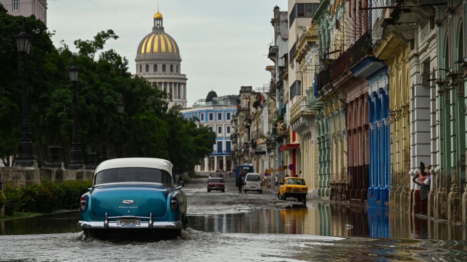 Cuba begins to restore electricity after major storm