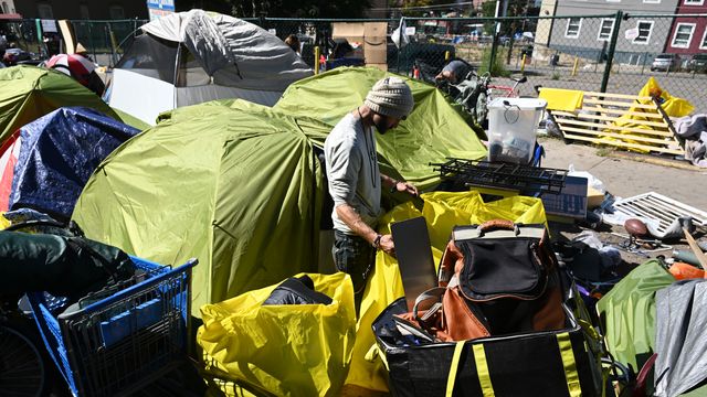 Federal data spotlights Denver's sharp rise in homelessness - Axios Denver