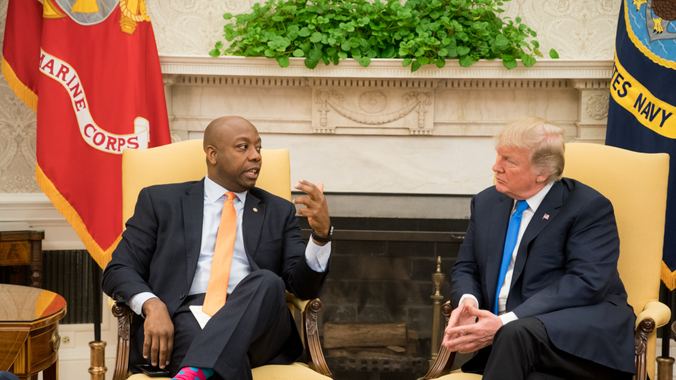 Inside President Trump's meeting with Tim Scott