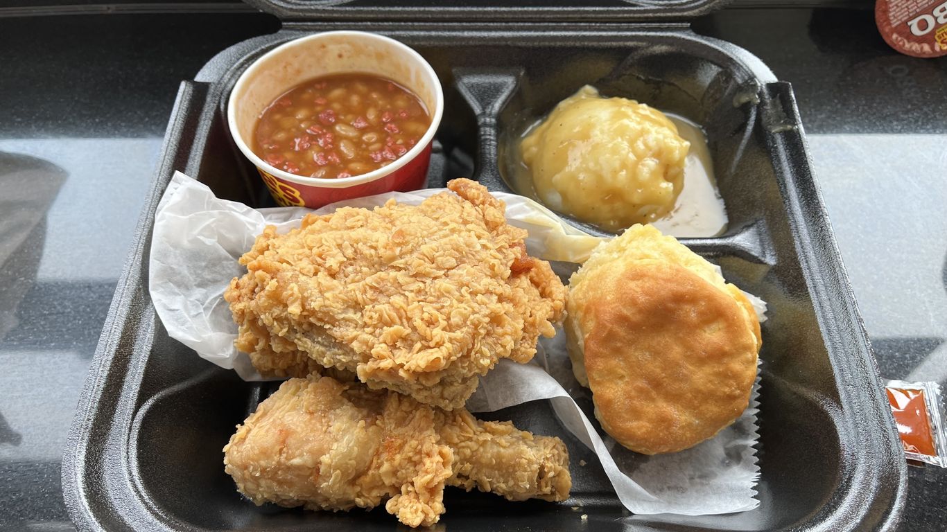 Burbs Bites: Lee's Famous Recipe Chicken - Axios Detroit