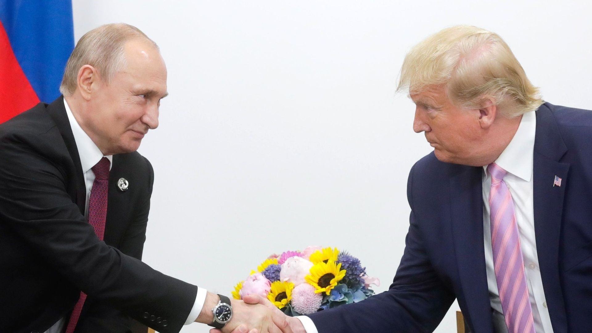 Trump portrait Putin sent US president a "priceless" painting, Russian ...