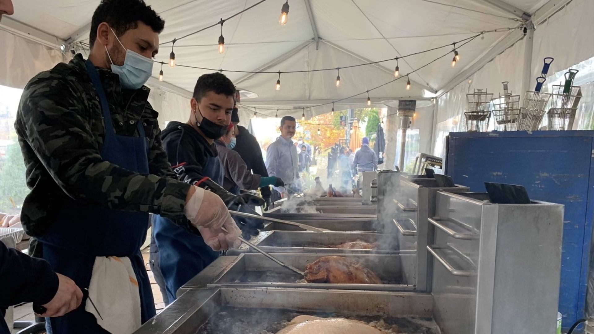Free turkey fry returns to Medium Rare this Thanksgiving - Axios ...