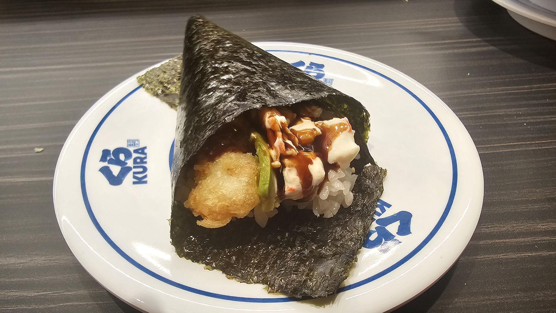 Kura brings conveyor belt sushi to Boulder's Twenty Ninth Street Mall ...