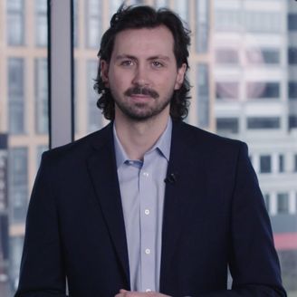 Colin Demarest - Axios