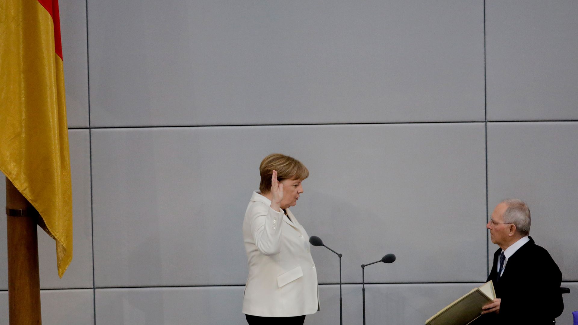 Merkel begins round 4