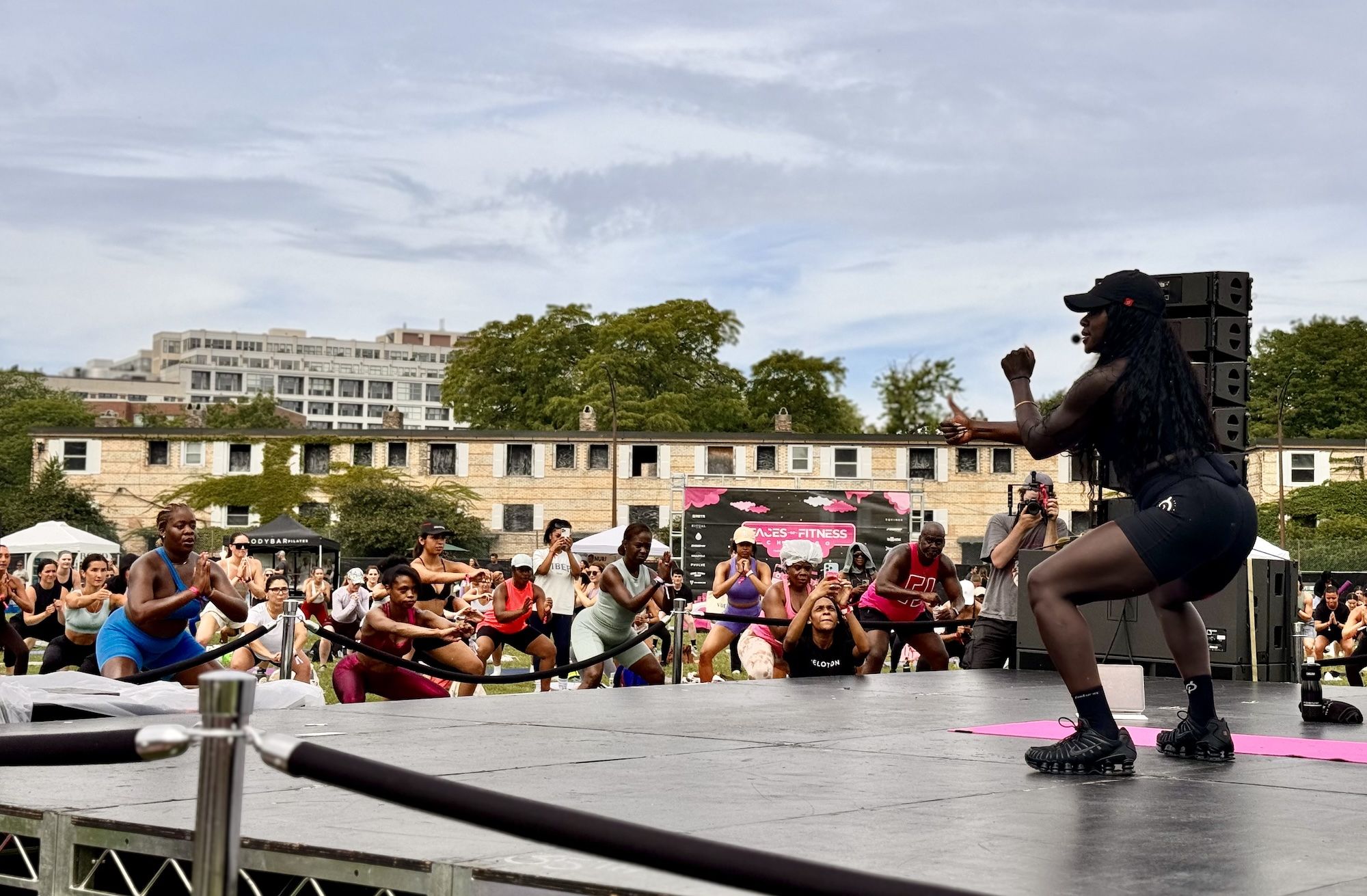 Faces of Fitness festival brings thousands together for group exercise ...