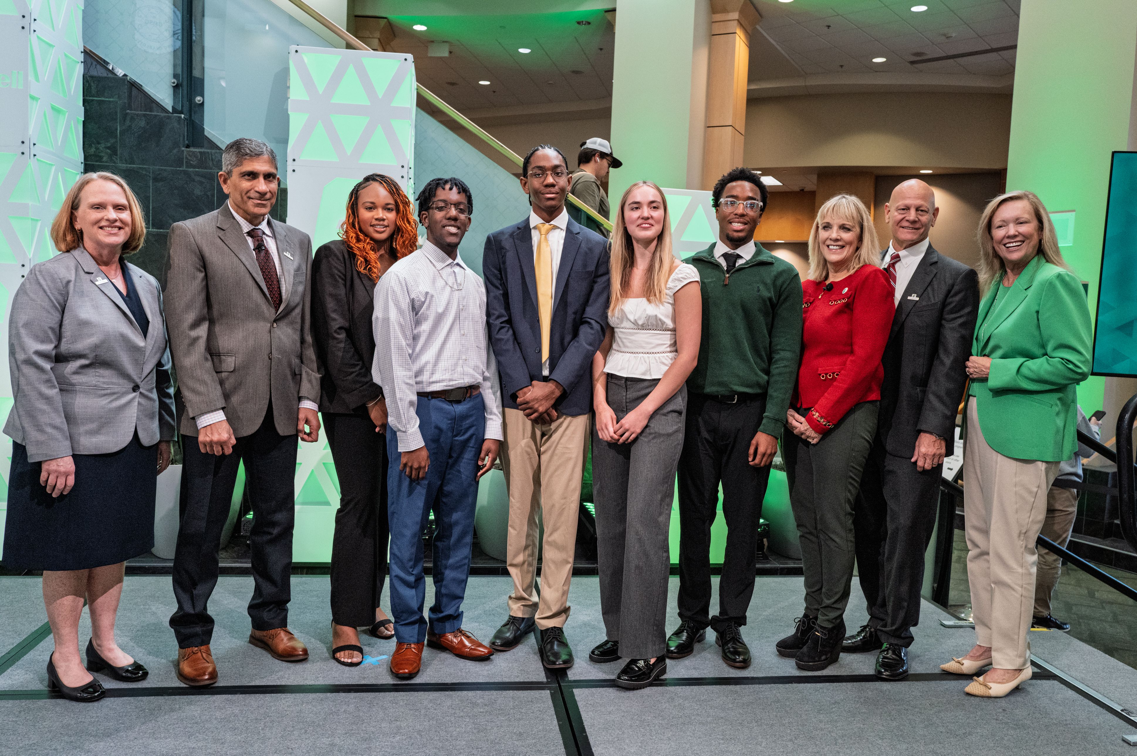 Honeywell invests $10M in UNC Charlotte innovation hub - Axios Charlotte