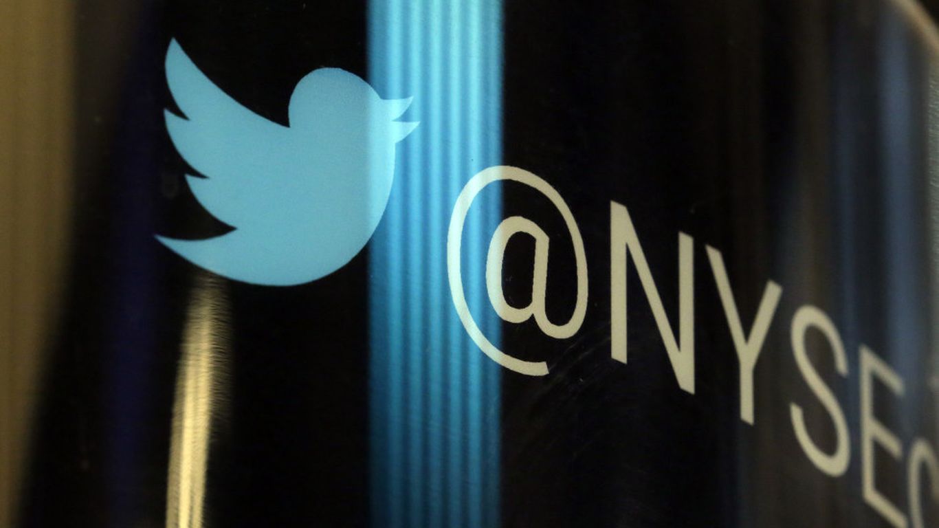 Twitter is rolling out a "tweetstorm" button