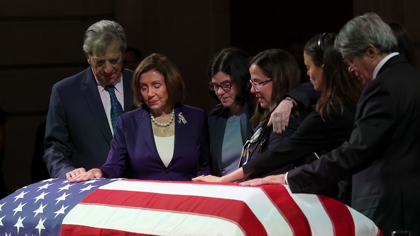 In photos: Sen. Dianne Feinstein lies in state in California