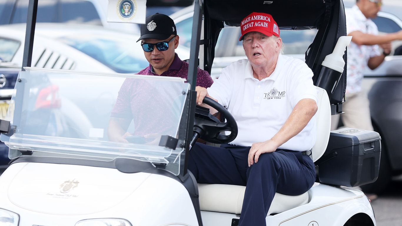 Trump's Manhattan hush money case: Judge Juan Merchan declines to ...