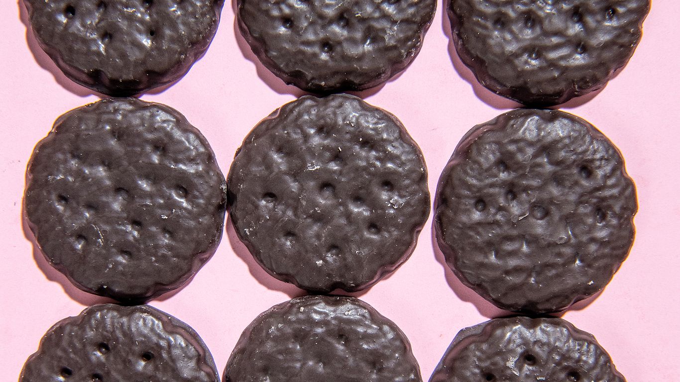 Thin Mints take the cake in Girl Scout cookie poll - Axios Phoenix