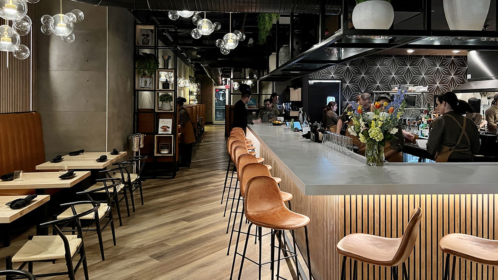 Laura Barrero - Axios