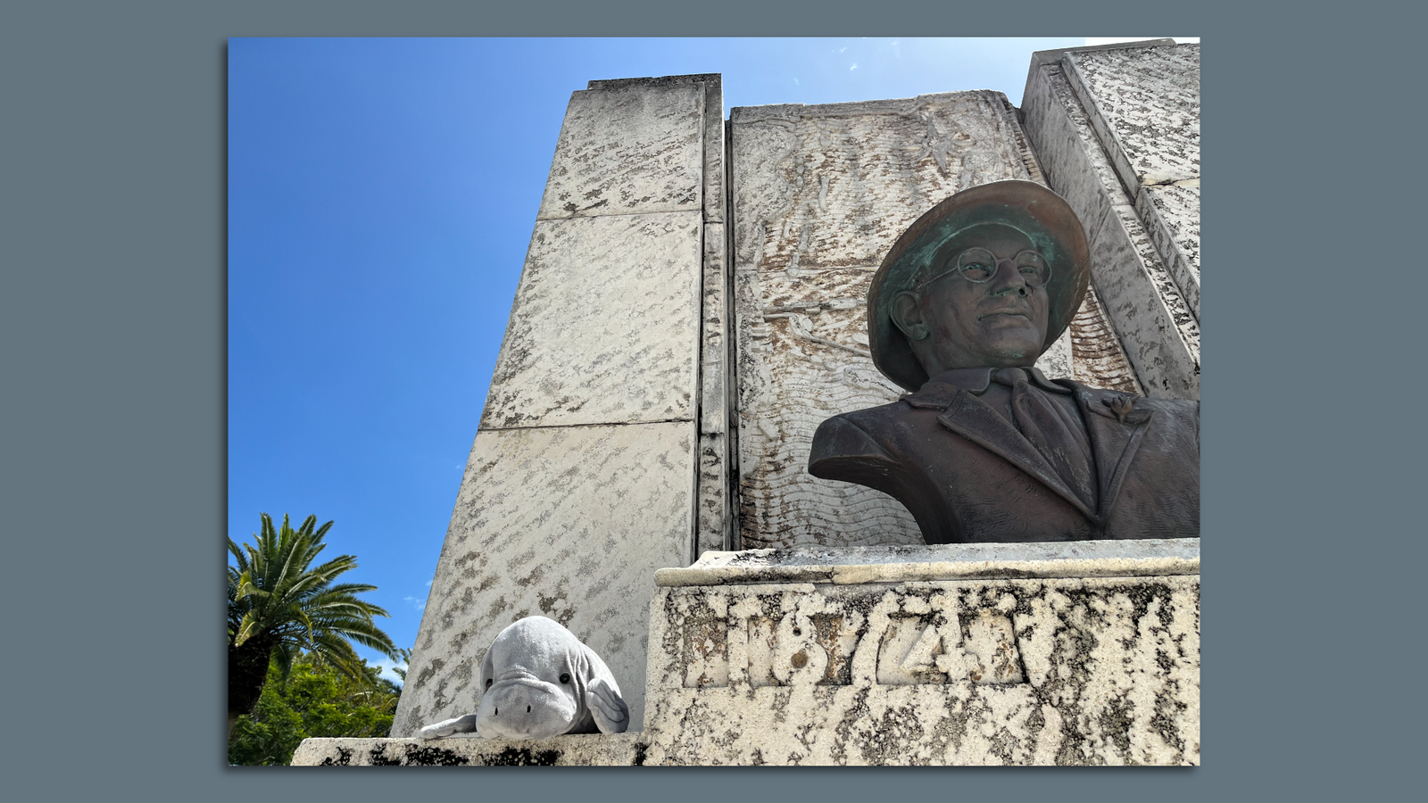 🤳🏼 Where in Miami is Manny? - Axios Miami