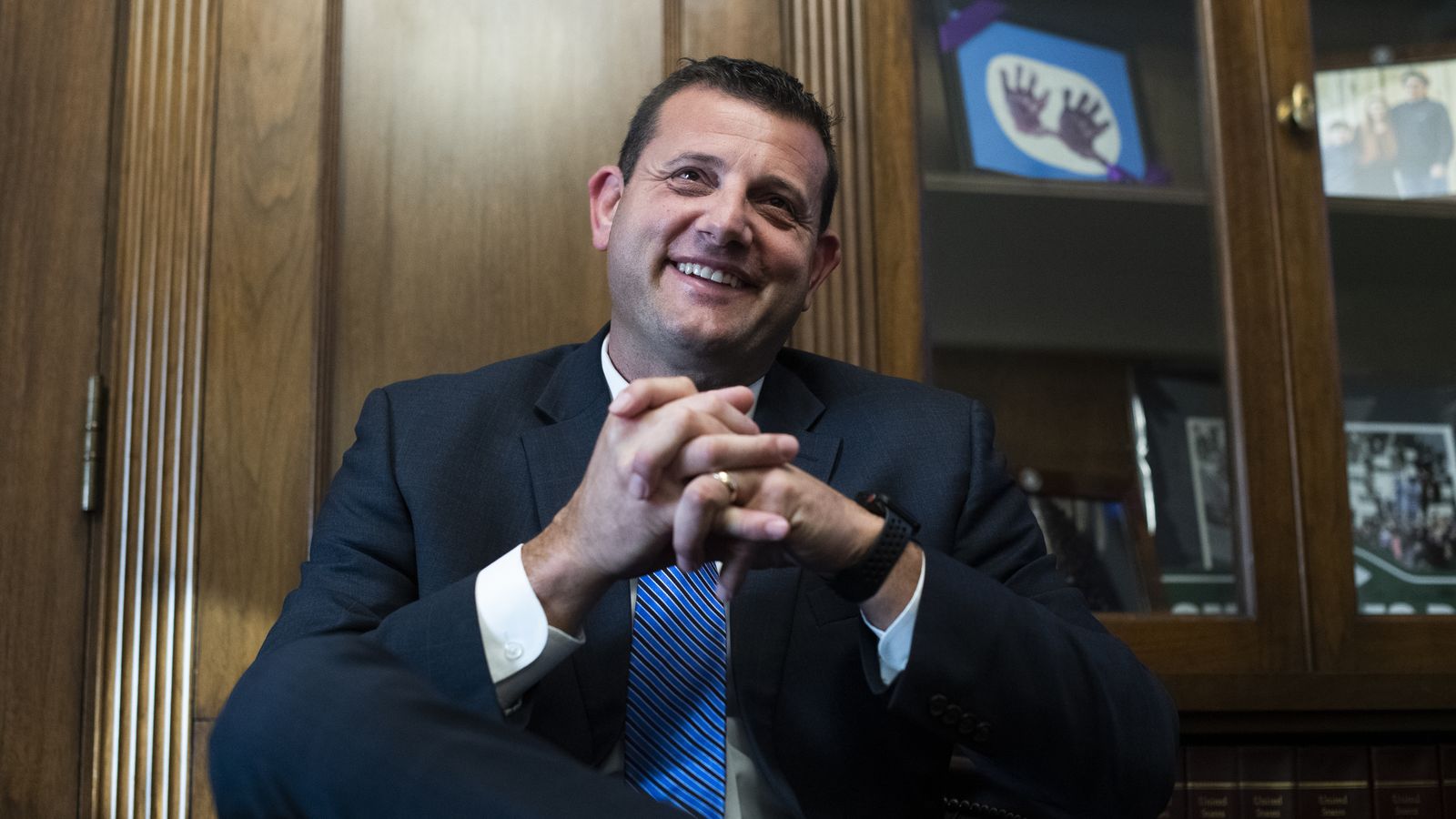 Impeachment Republican David Valadao survives primary