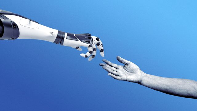 Workers need help to maximize new machine colleagues