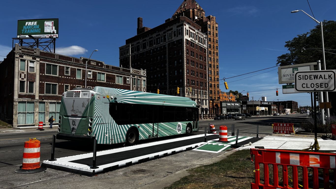 DDOT installs raised bus platforms to improve safety, travel times ...
