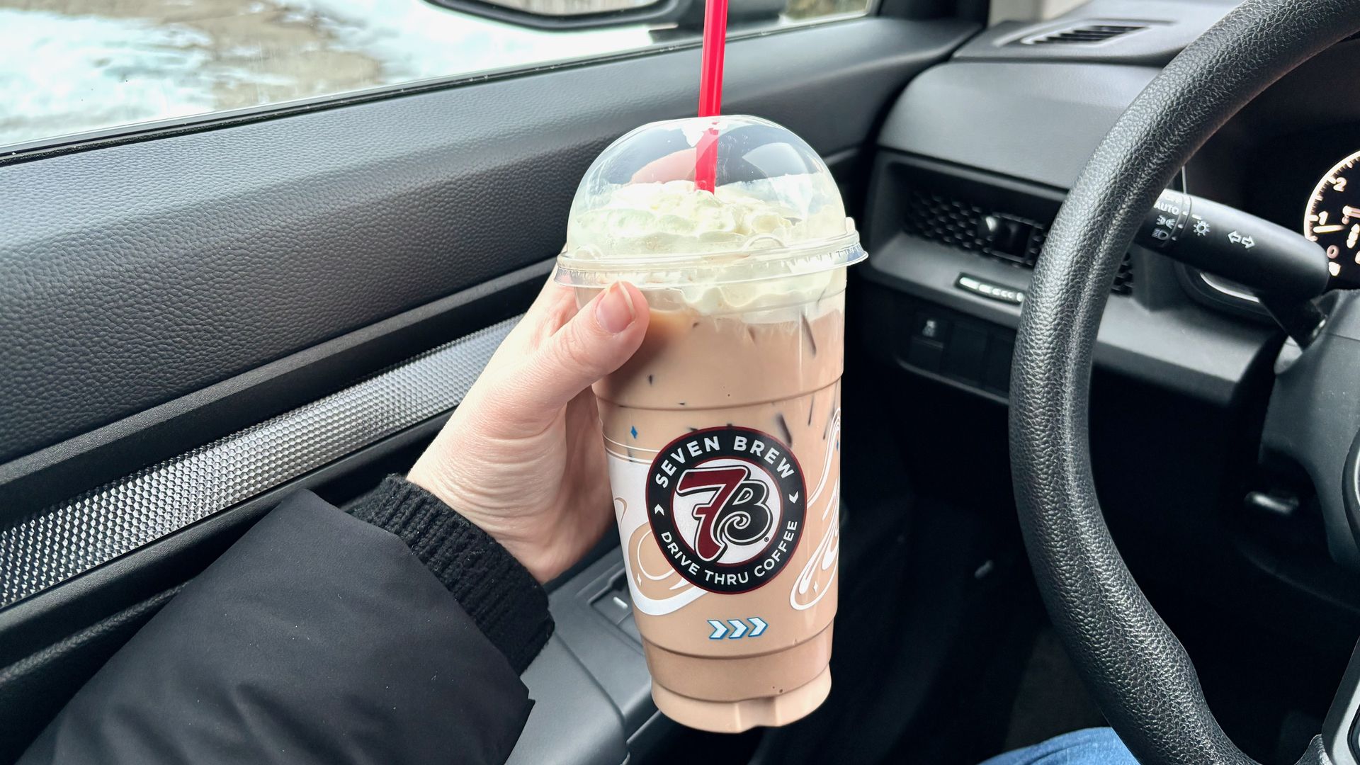 Review: We tried 7Brew in Hilliard, part of the country's trendiest ...