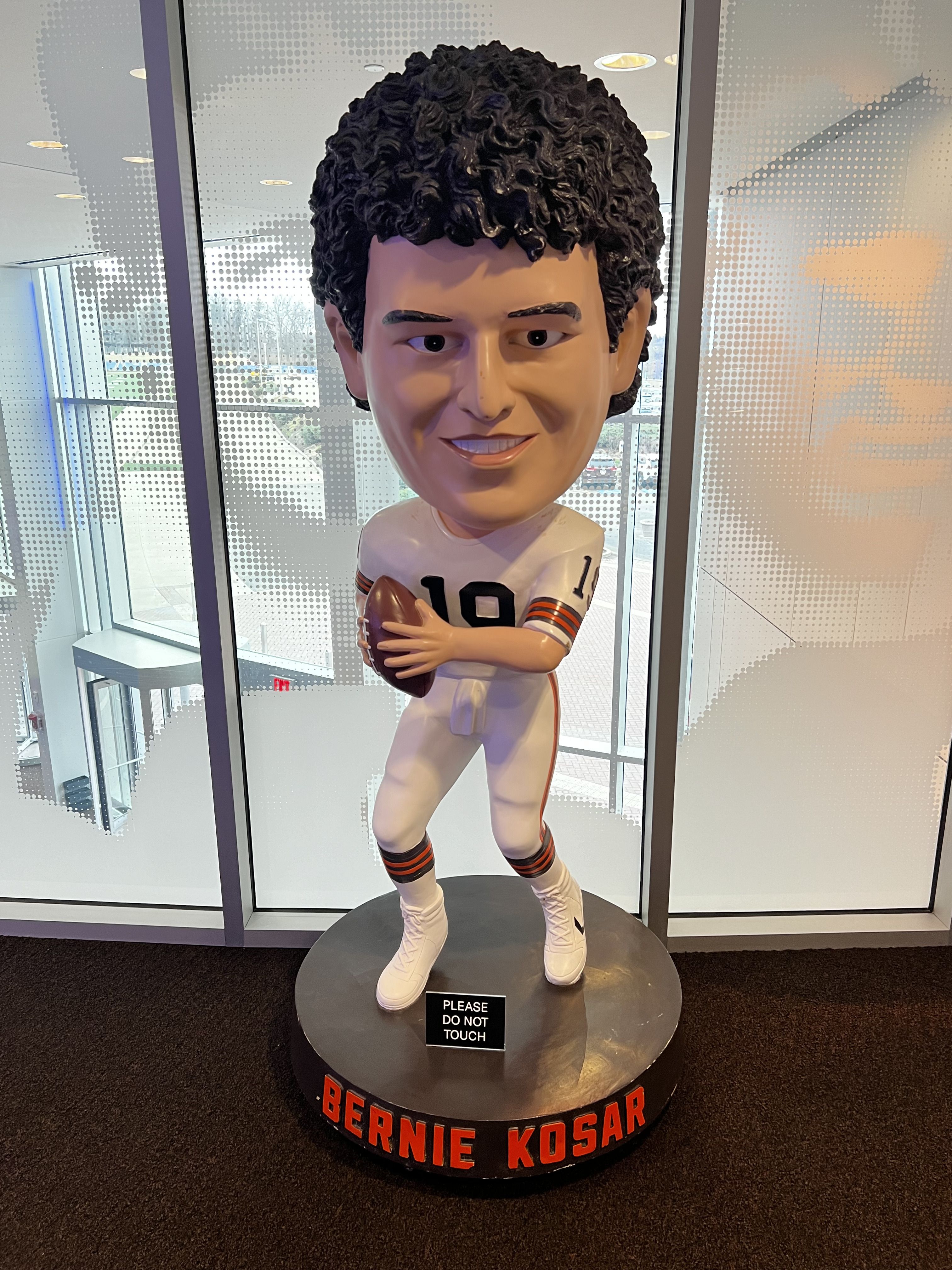 Browns legacy unleashed in Pro Football Hall of Fame exhibit - Axios ...