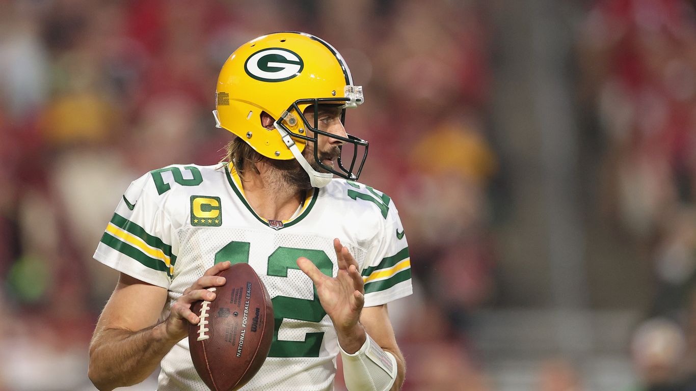 State Farm backs Aaron Rodgers after vaccine comments