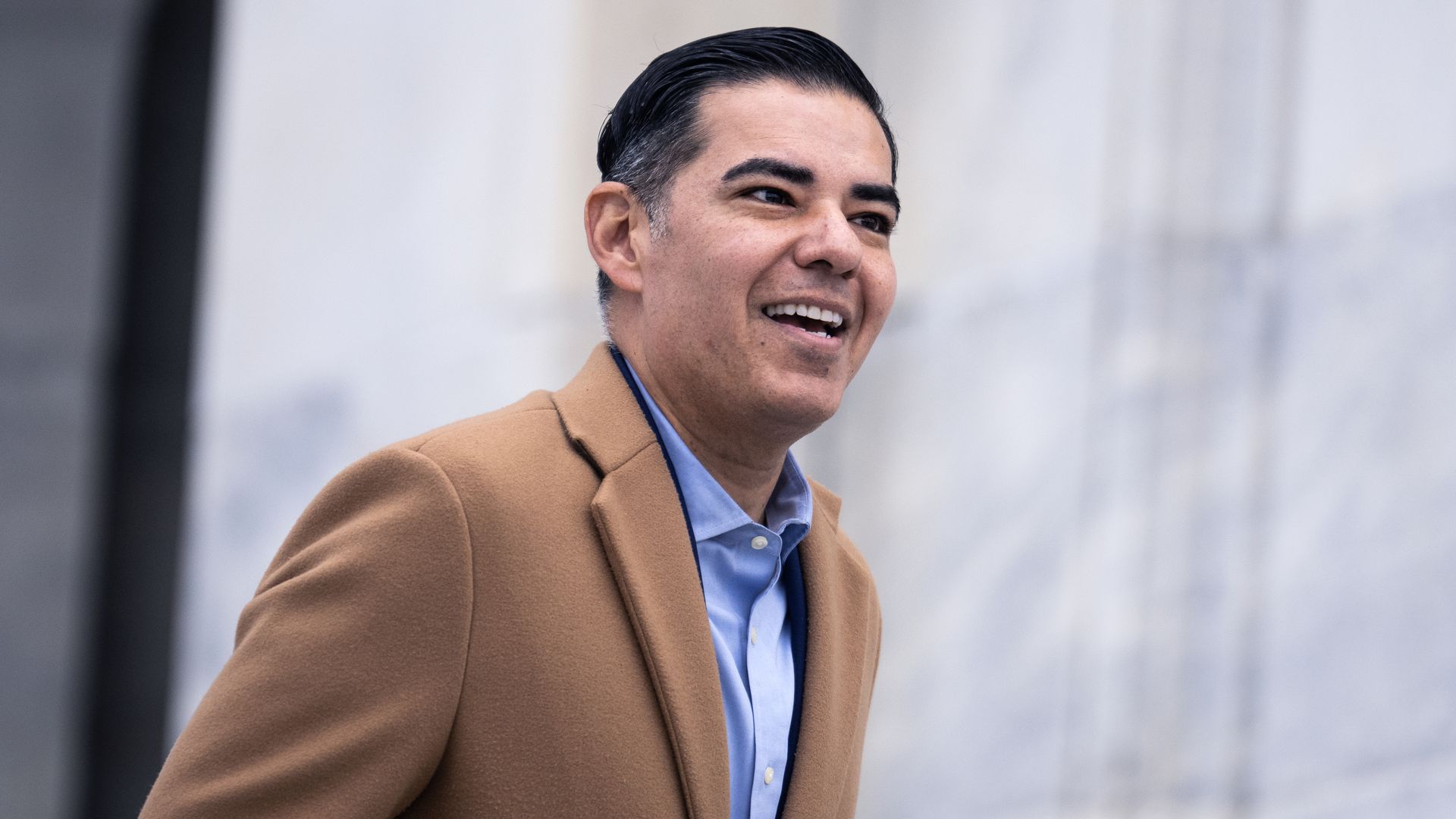Robert Garcia wins key vote in House Oversight Committee race