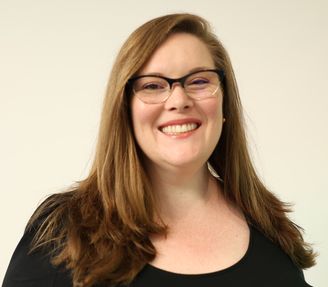 Carlie Kollath Wells - Axios