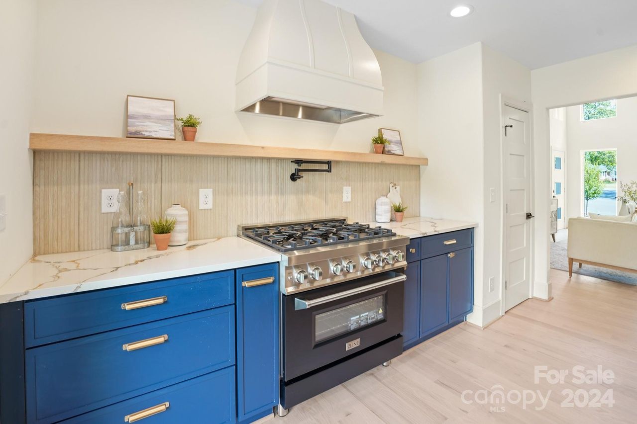 Hot homes: 5 houses for sale in Charlotte ranging from $400K to $1M ...