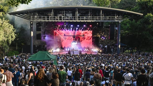 Stanford hosts monthlong outdoor concert series - Axios San Francisco