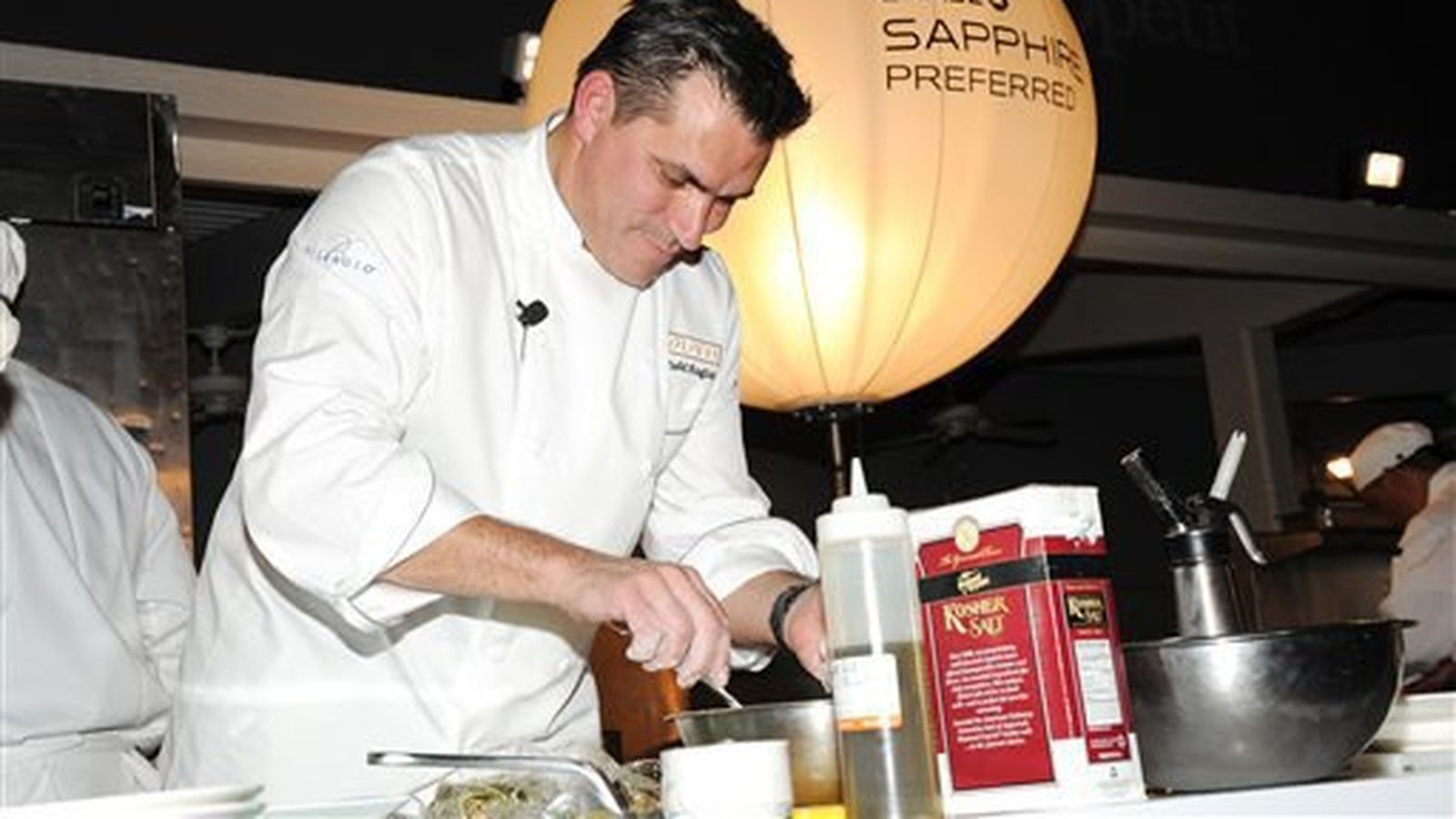 Sexual harassment allegations hit the restaurant business