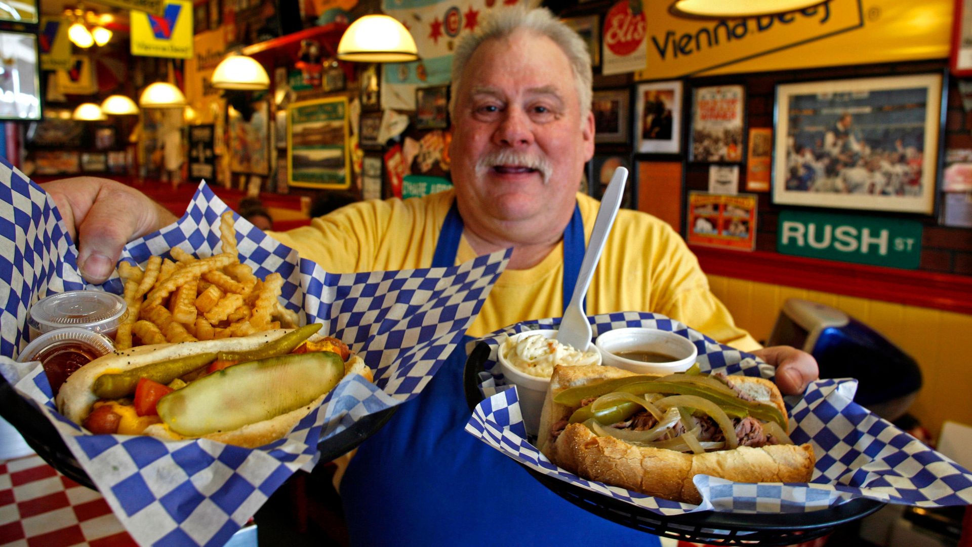 Chicago's iconic foods get their closeup in new WTTW documentary - Axios Chicago