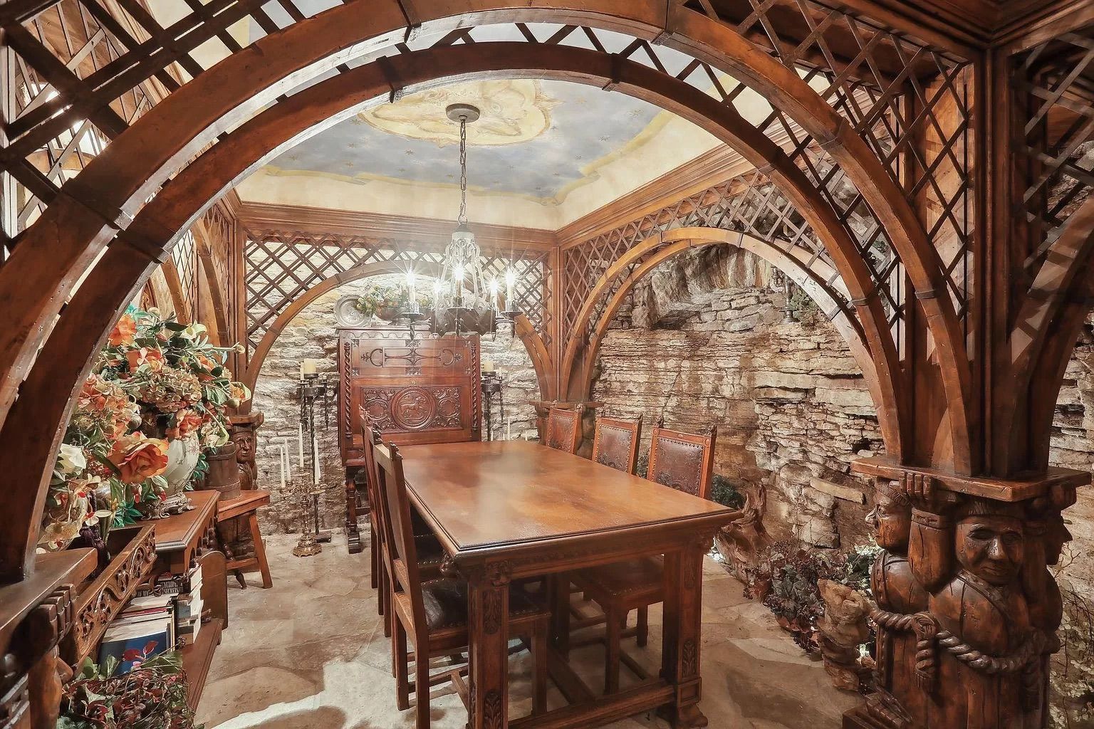 Baroque-inspired Nicollet Island townhome lists for $1.2 million ...