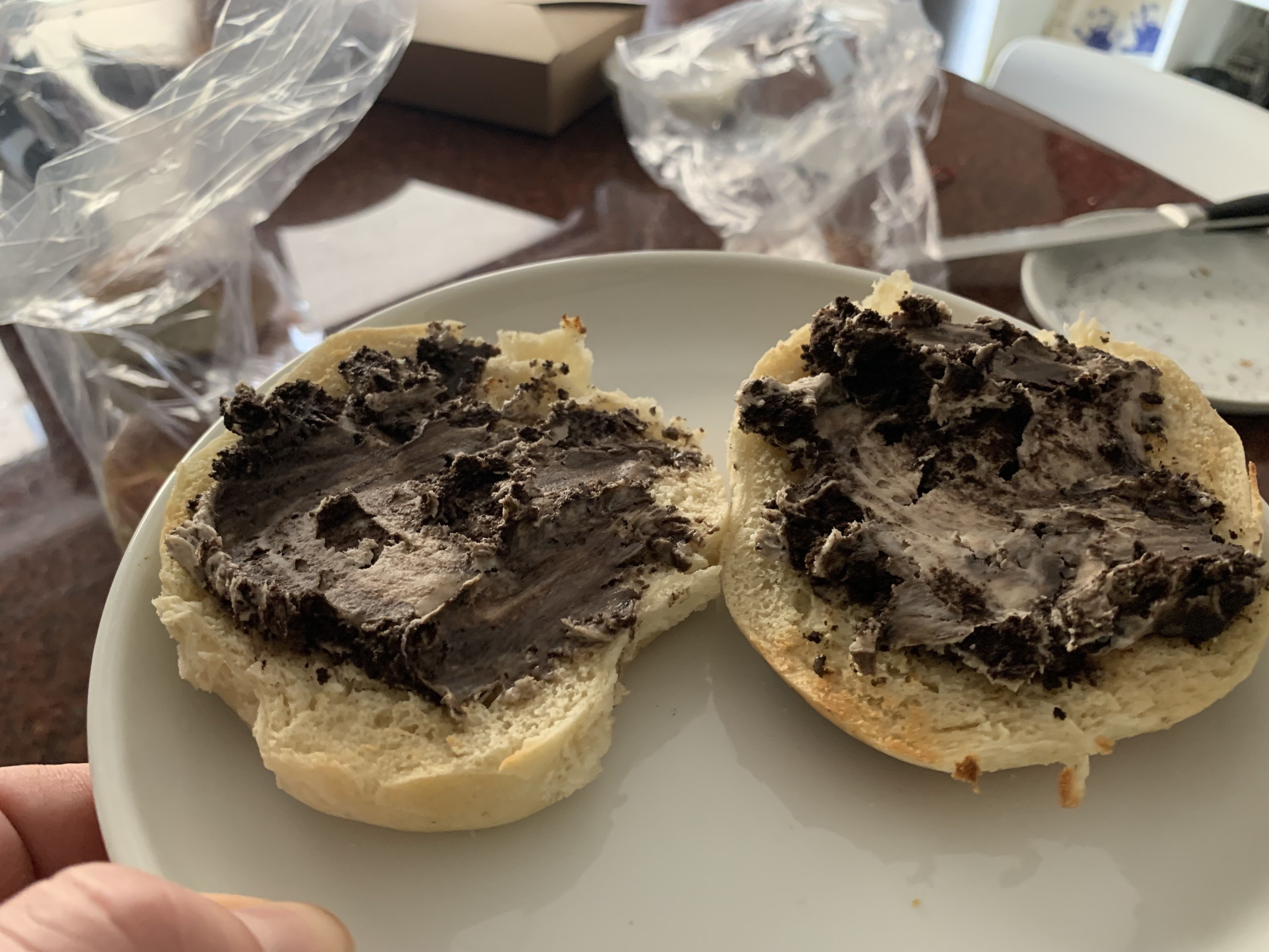 Kaufman's in Skokie gets sweet for breakfast with Oreo cream cheese ...