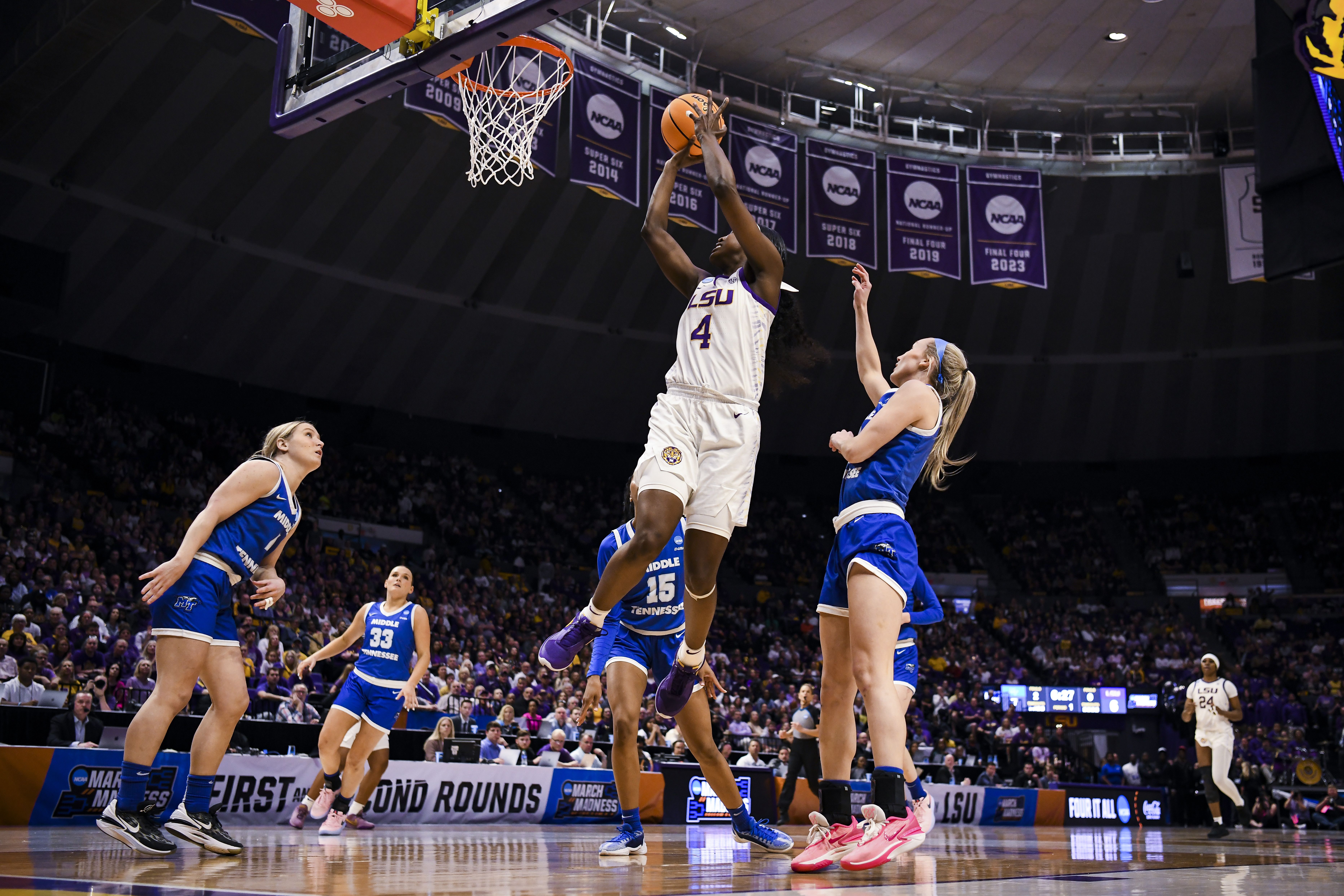 As Kim Mulkey waits on Washington Post story, LSU advances to Sweet 16 ...
