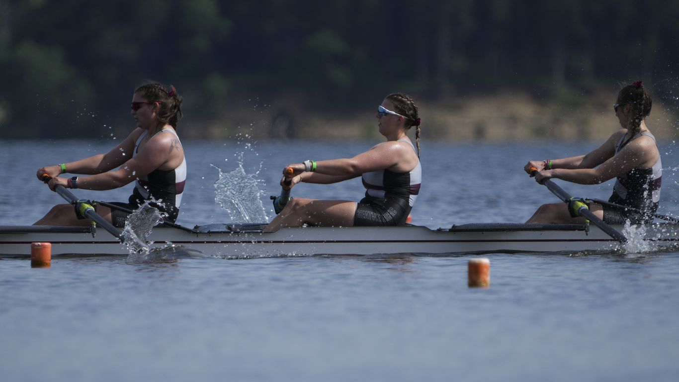 Pic to go: SPU crew wins nationals - Axios Seattle