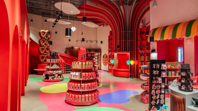 Sarris Candies to offer factory tours for first time - Axios Pittsburgh